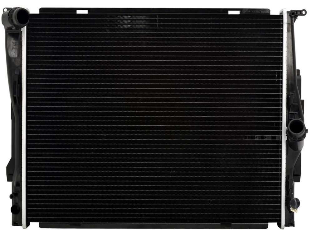 BMW 128i With N51 Radiator CSF | 17117537292
